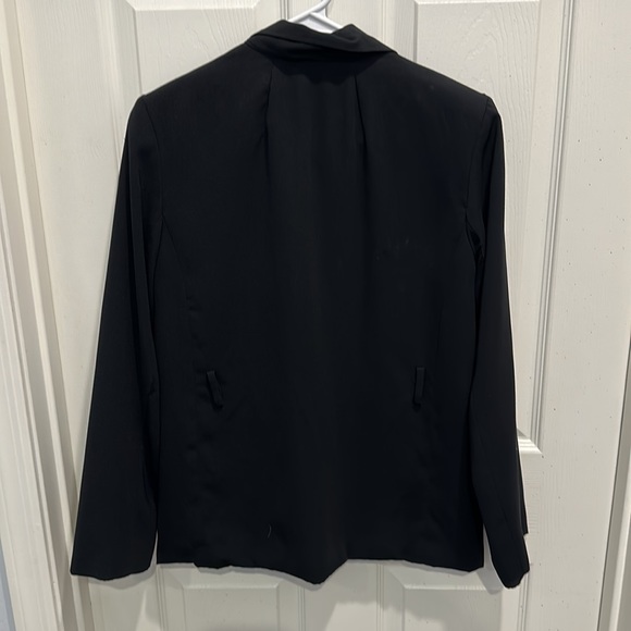 Hillard & Hanson | Jackets & Coats | Black Three Button Down Suit ...